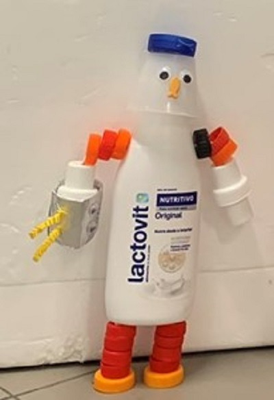 Os Robôs UBBU da turma A do 1.º ano